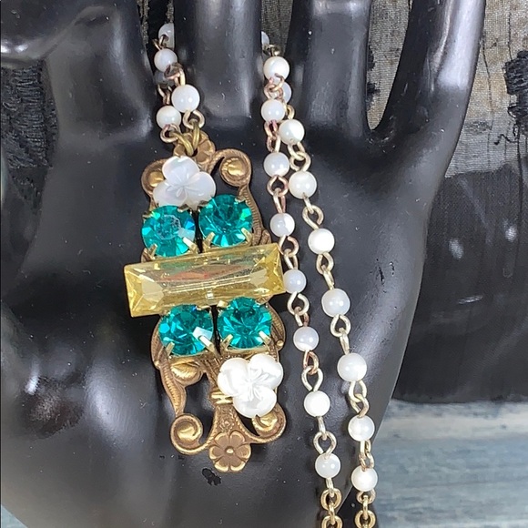 Adorned Crown Vintage Jewelry | Jewelry | Adorned Crown Artisan ...